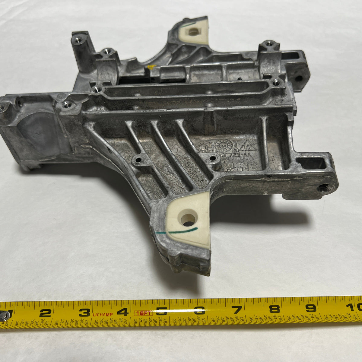 2010-2019 Ford E-150 250 Van Lower Steering Column Jacket Actuator Hou ...