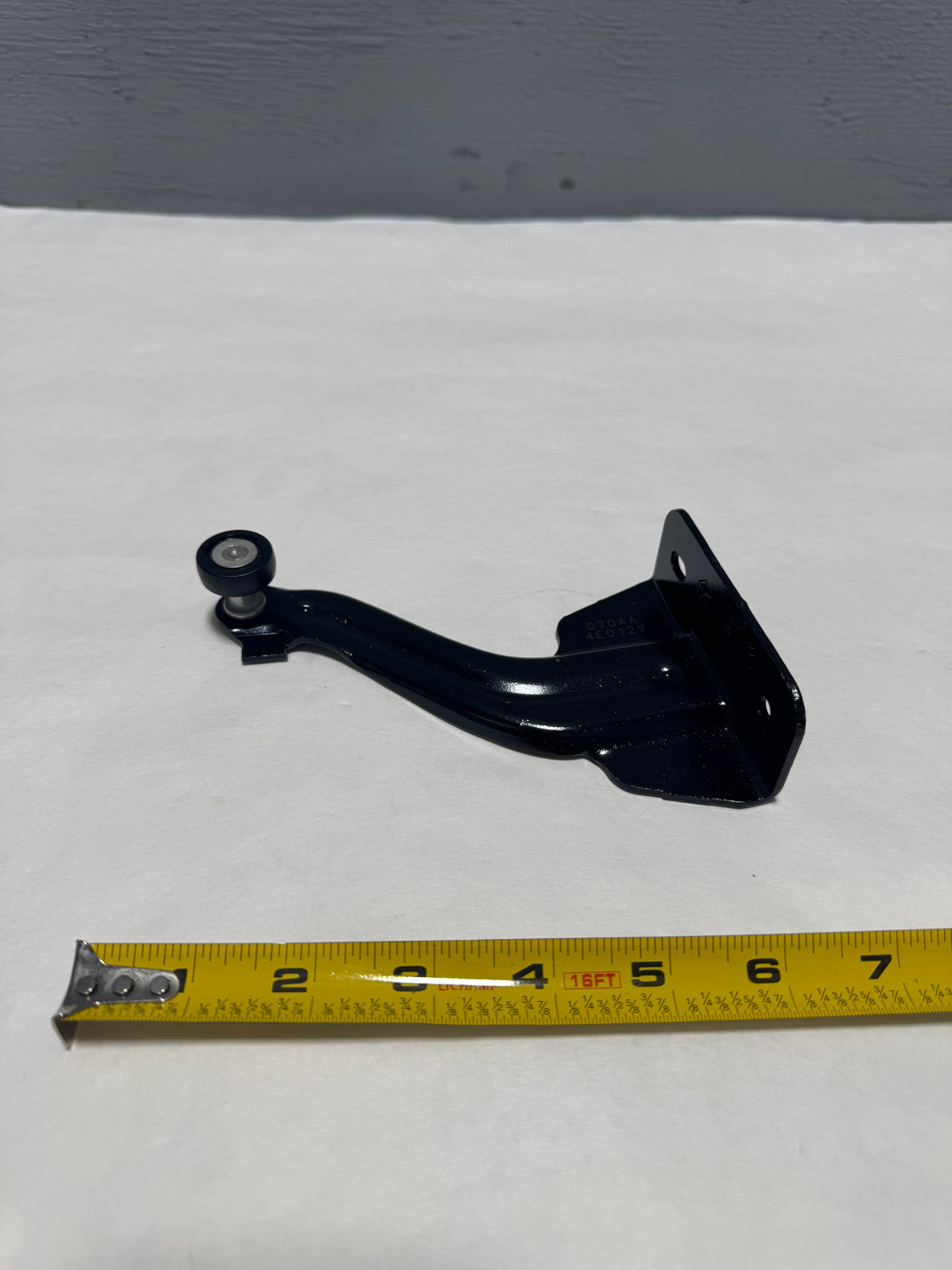 2017-2025 Chrysler Pacifica Passenger Side Sliding Door Hinge OEM ...