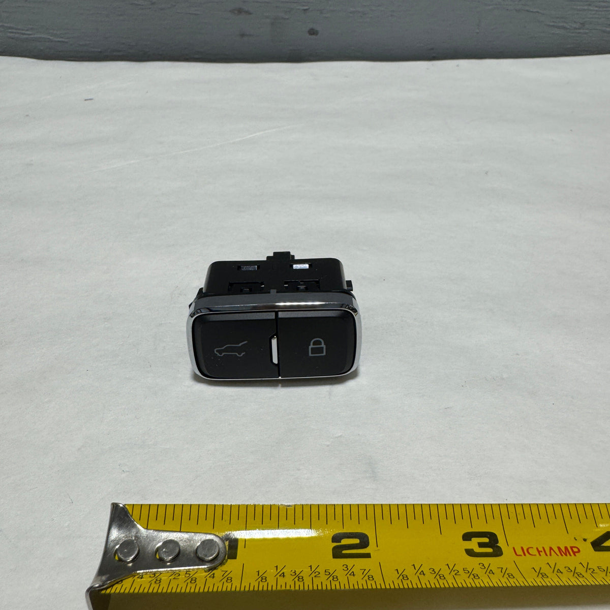 2020-2025 Ford Explorer Tailgate Inside Control & Lock OEM | – Conquest ...