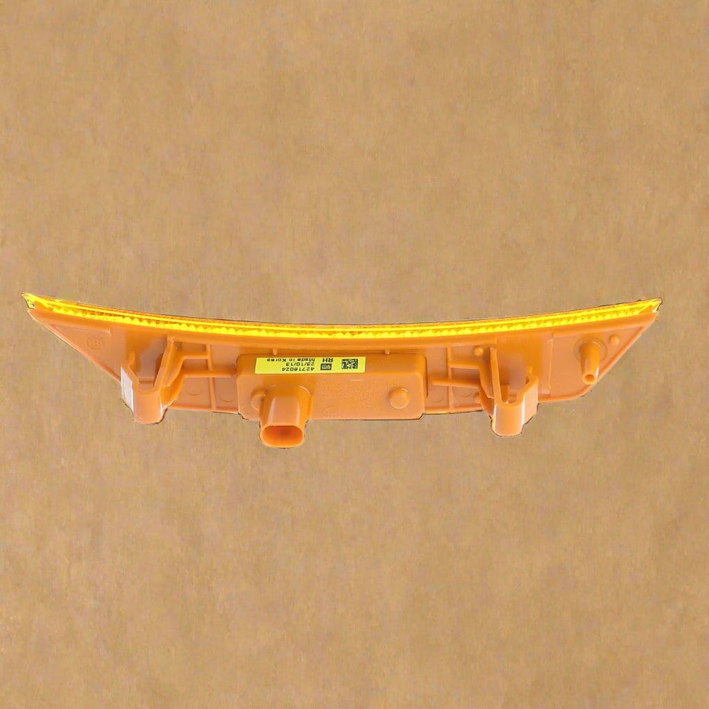 2021-2024 Chevy Trailblazer Front Side Marker Lamp Passenger Side Oran ...