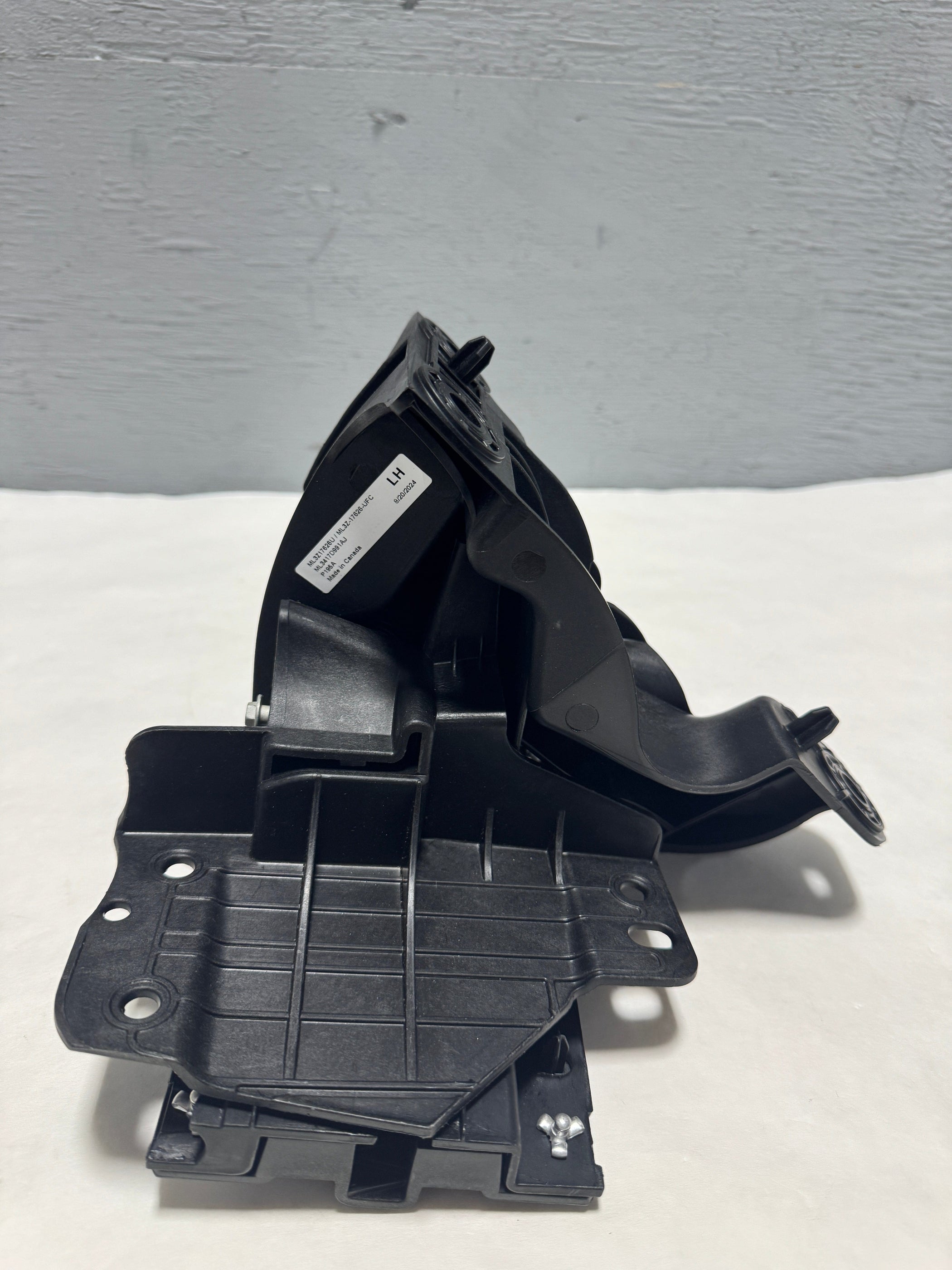 2021-2024 Ford -F150 Driver Side Active Air Dam Motor Actuator OEM ...