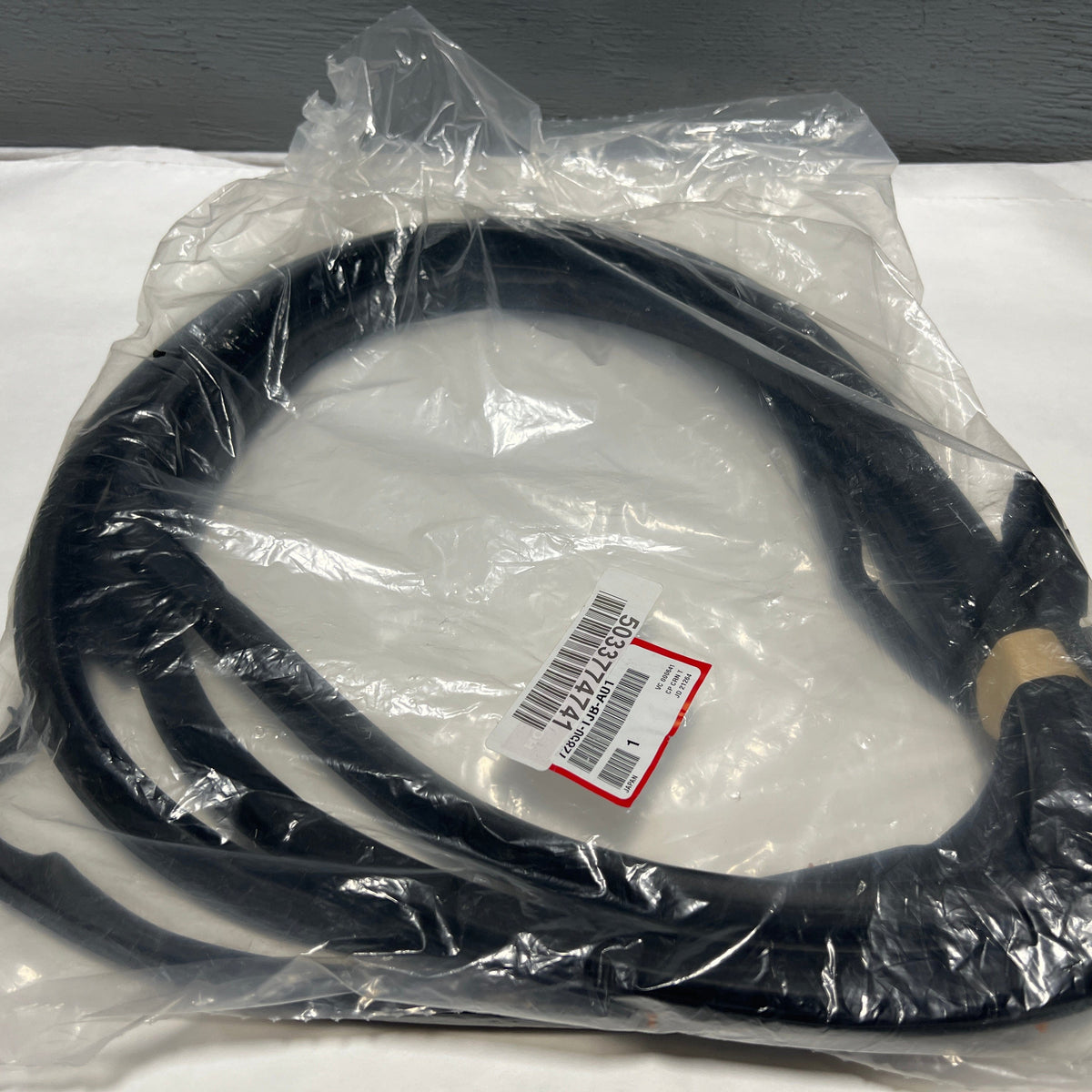 2019-2025 Acura RDX Driver Side Back Door Door Opening Weatherstrip Ru ...